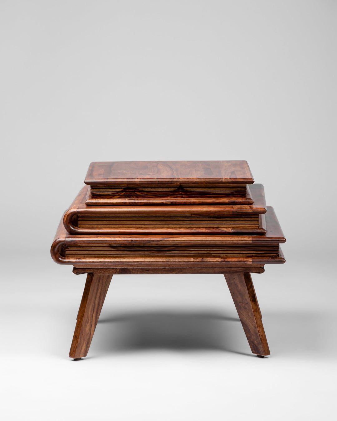 Shakespearean Book Stack Coffee Table – Bareeki